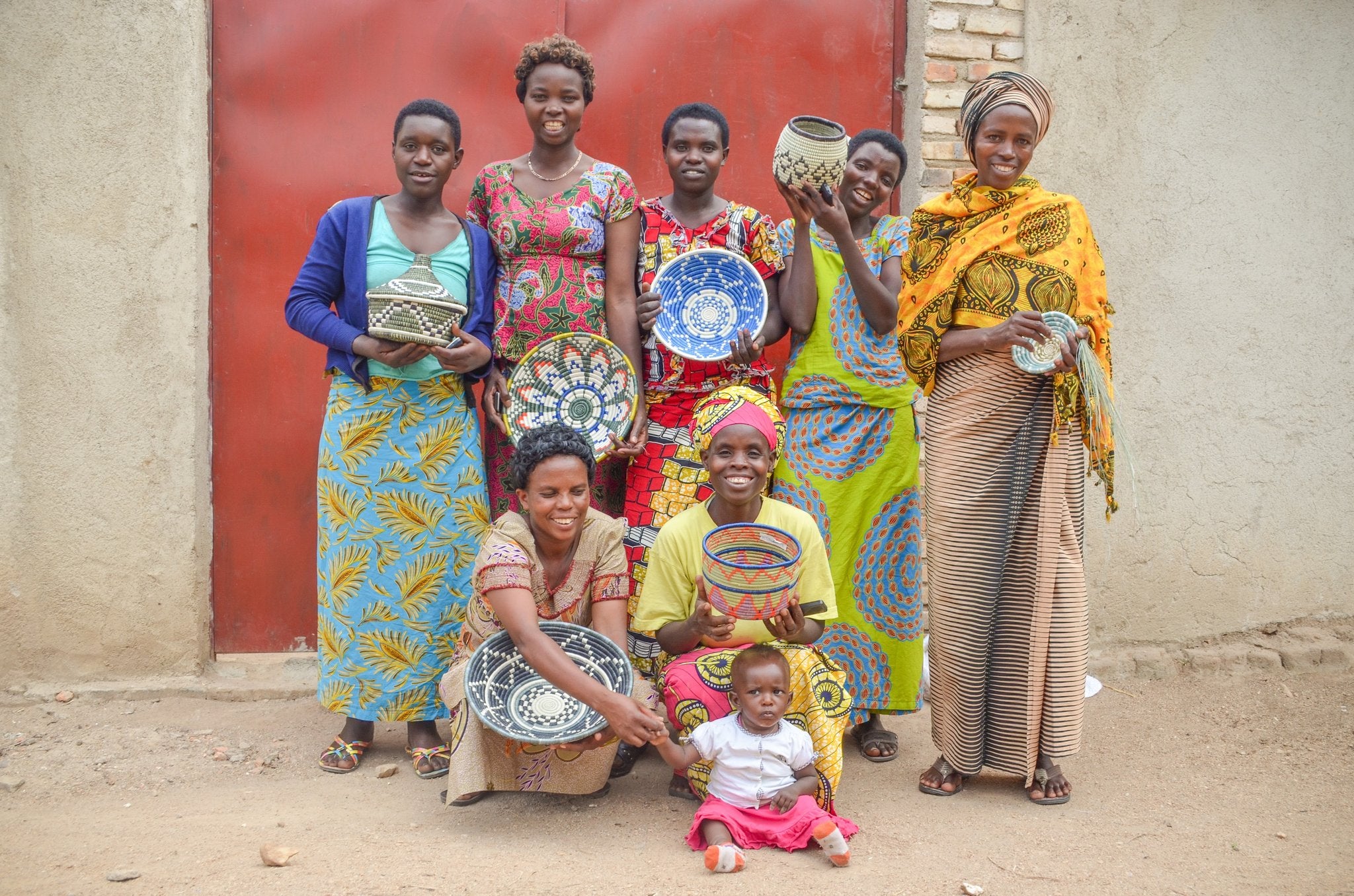 Blue Night Almasi Vase – Red Orchard